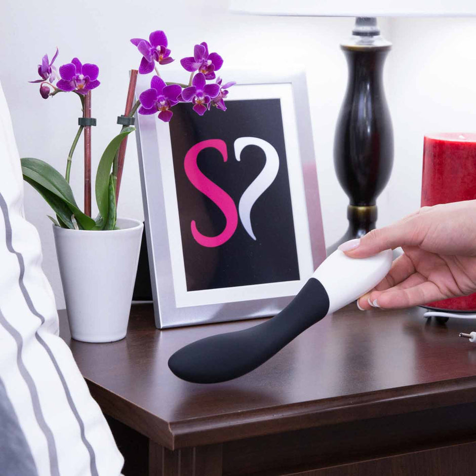 LELO Vibrators – .com Pleasure